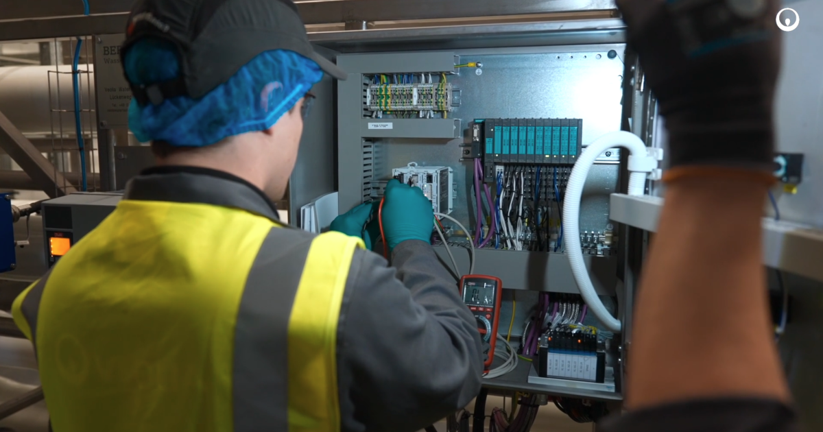 Spending a day in the life of a service engineer… and filming… | CIB