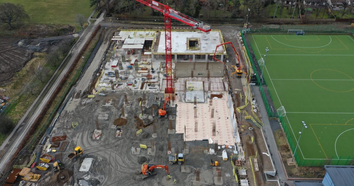 Careys Pebble High School | Careys